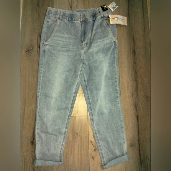 Jeans | Authentic High Rise Paper Bag Jean Nwt Size 13 31 Waist ...